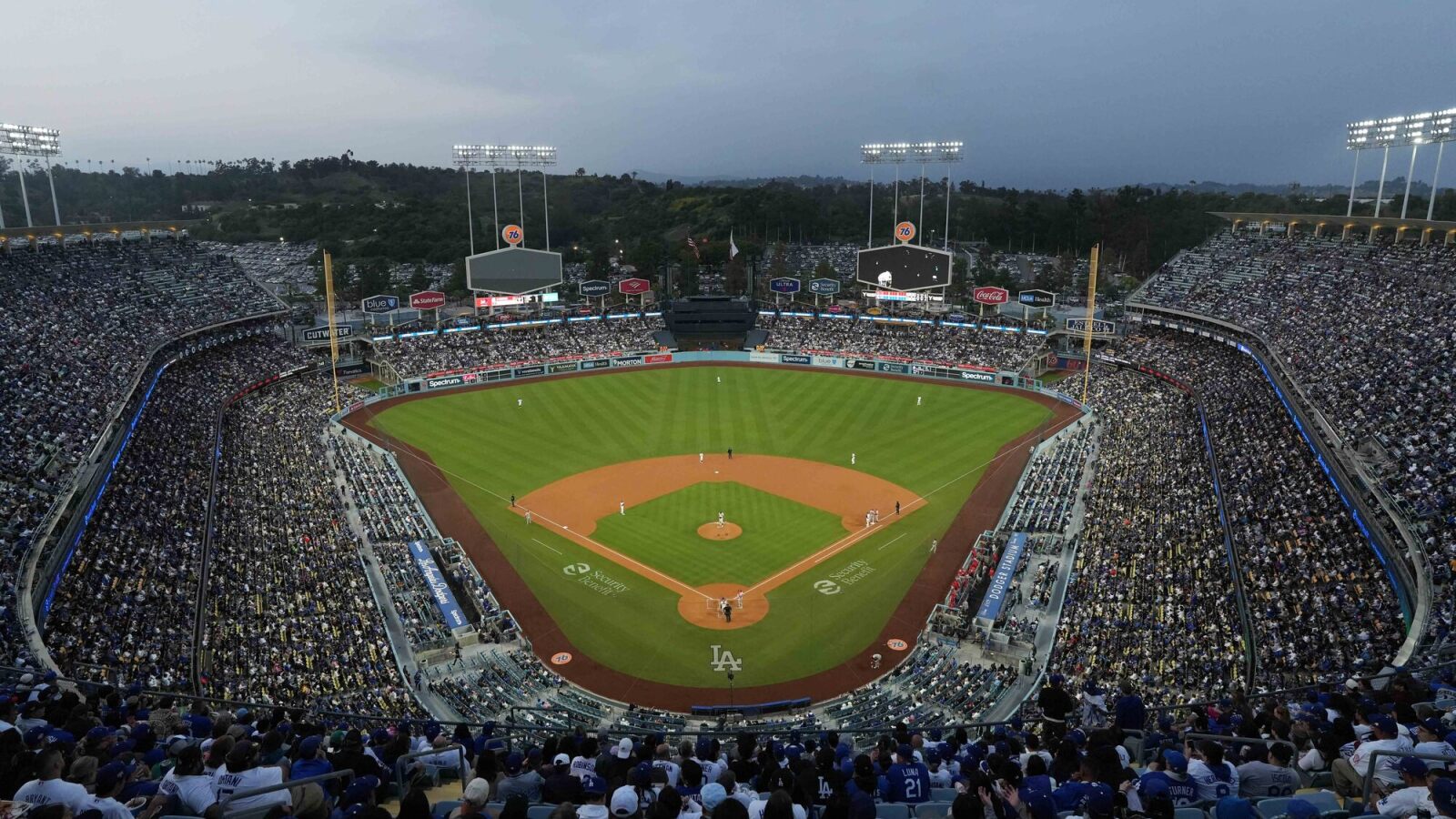 Here's why MLB's attendance is on the rise | Yardbarker