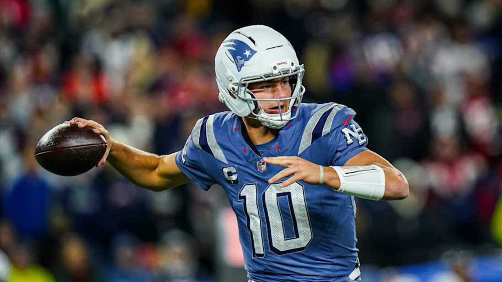 Patriots' Drake Maye Shrugs Off Cam Newton Criticism | Yardbarker