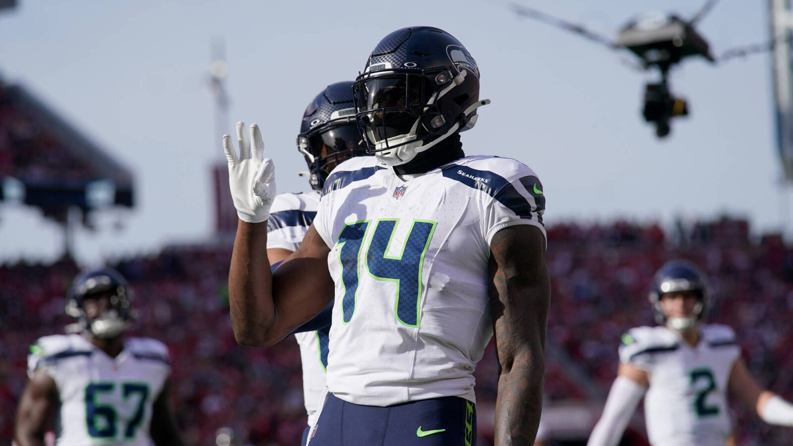 DK Metcalf ejected over confrontation with Fred Warner | Yardbarker