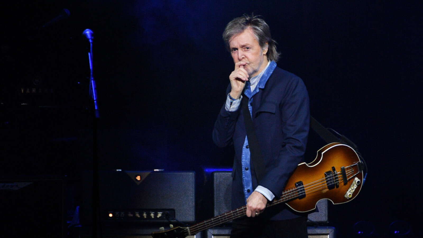Paul McCartney was dismayed to pay for a Bob Dylan gig and not ...