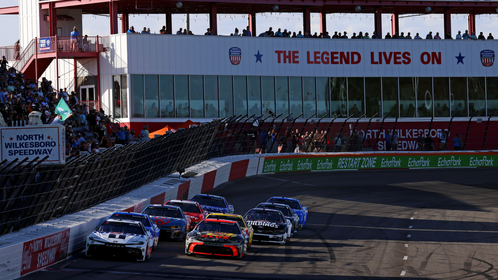 NASCAR All-Star Race preview: Favorite, underdog, top storylines | Yardbarker