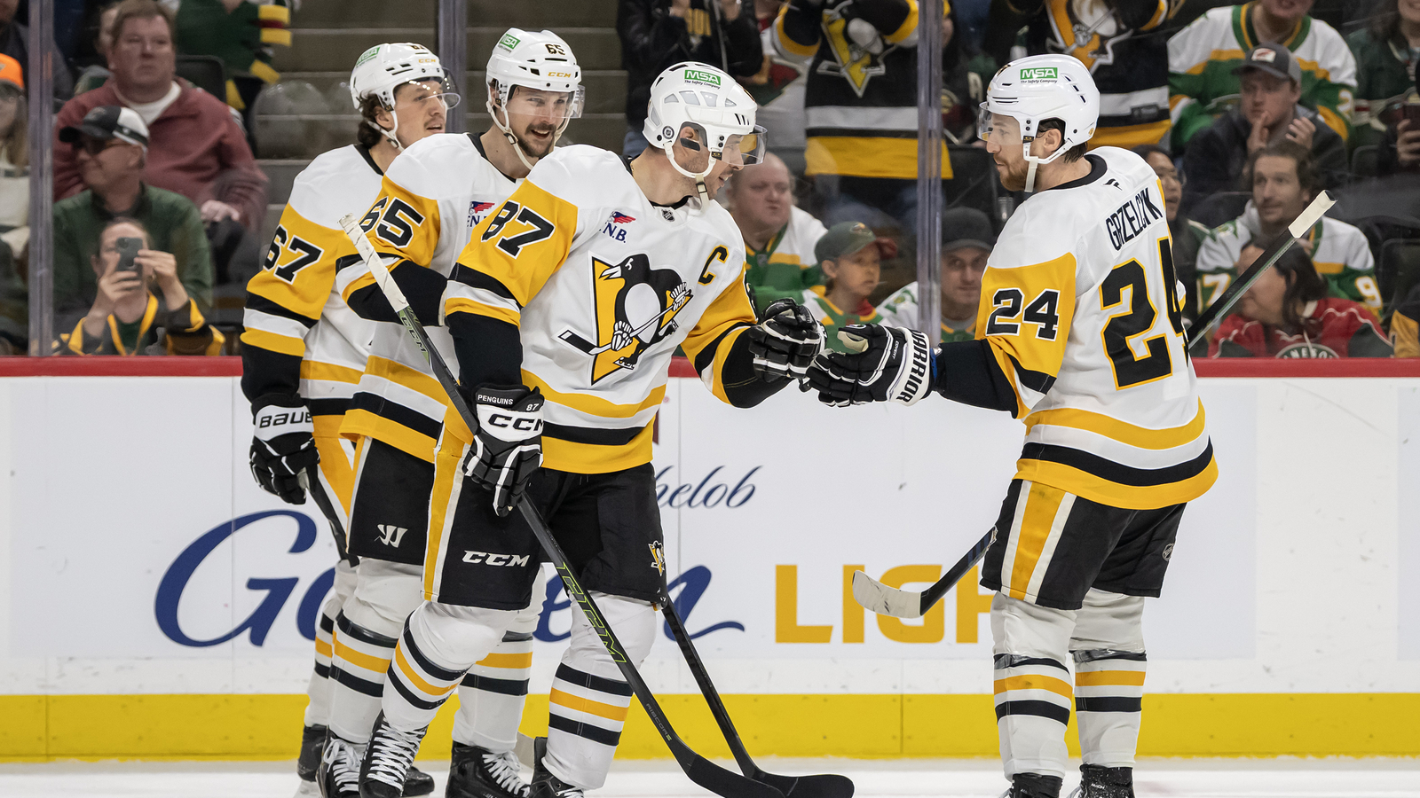 Latest On The Pittsburgh Penguins | Yardbarker