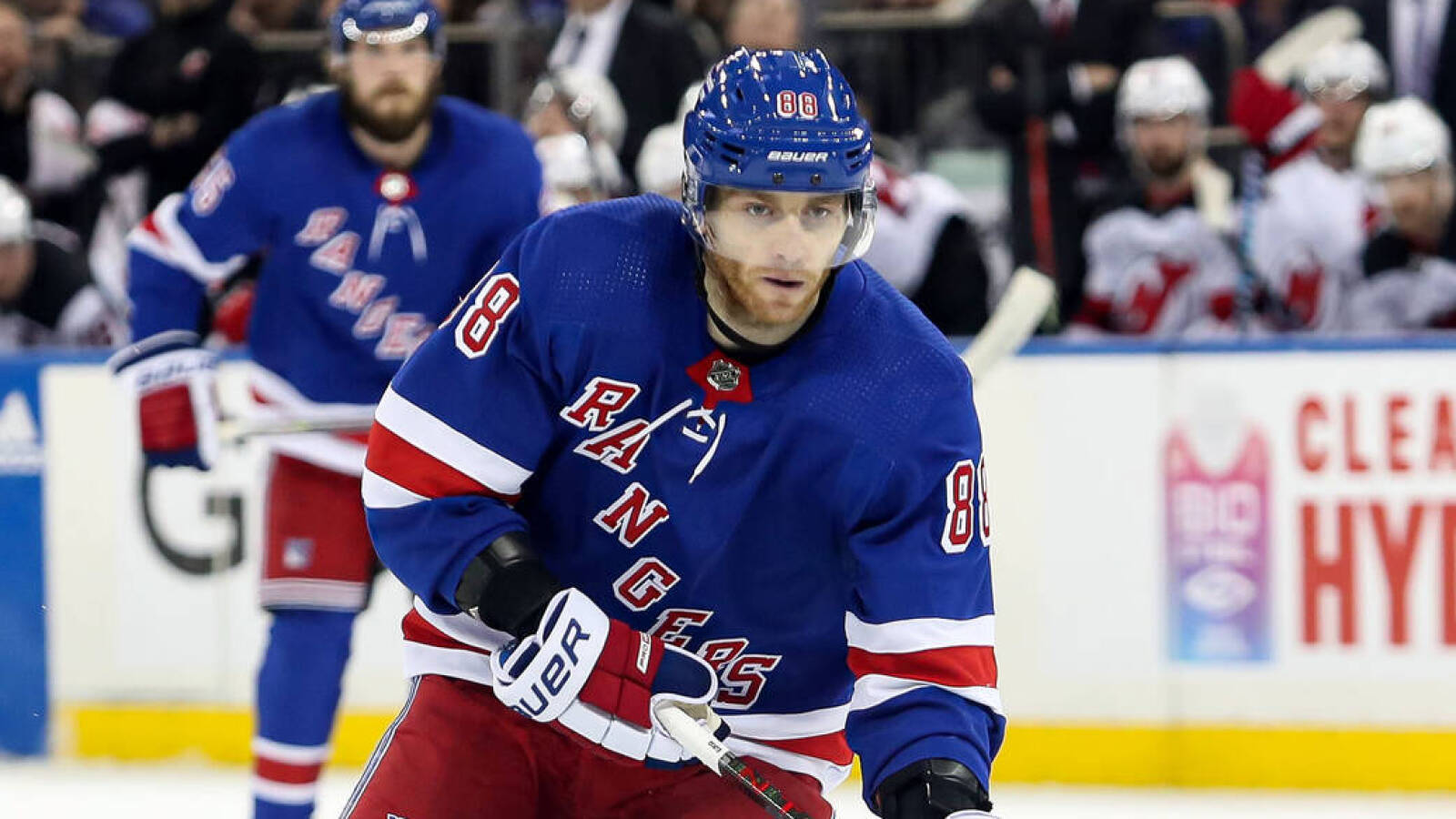 Report: Patrick Kane to sign with Red Wings | Yardbarker