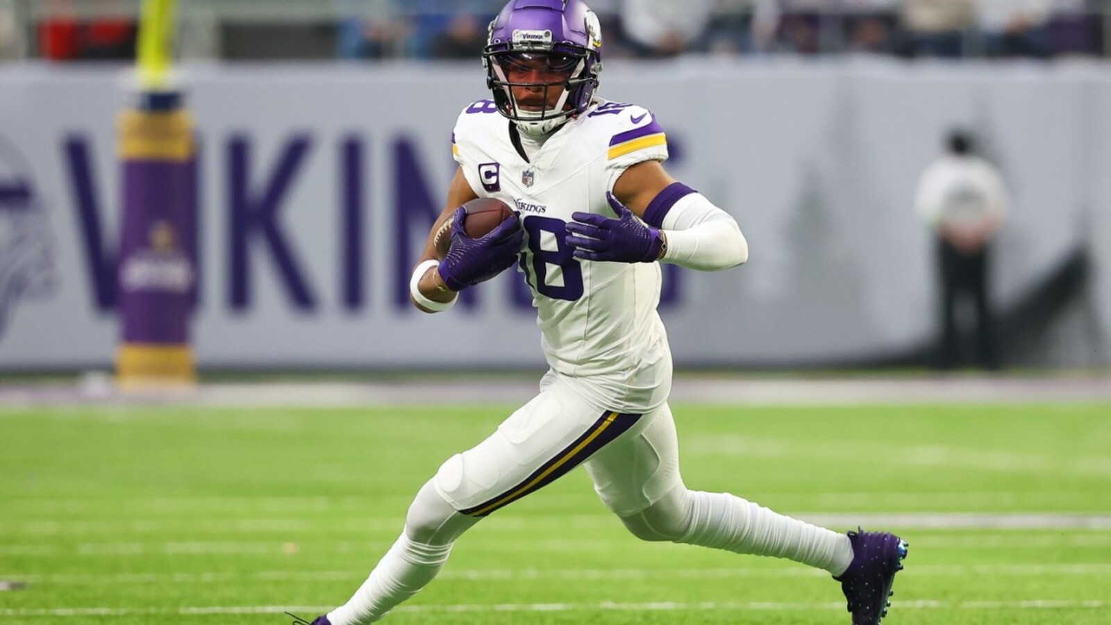 Vikings' Justin Jefferson breaks yet another NFL record, catches crazy TD | Yardbarker