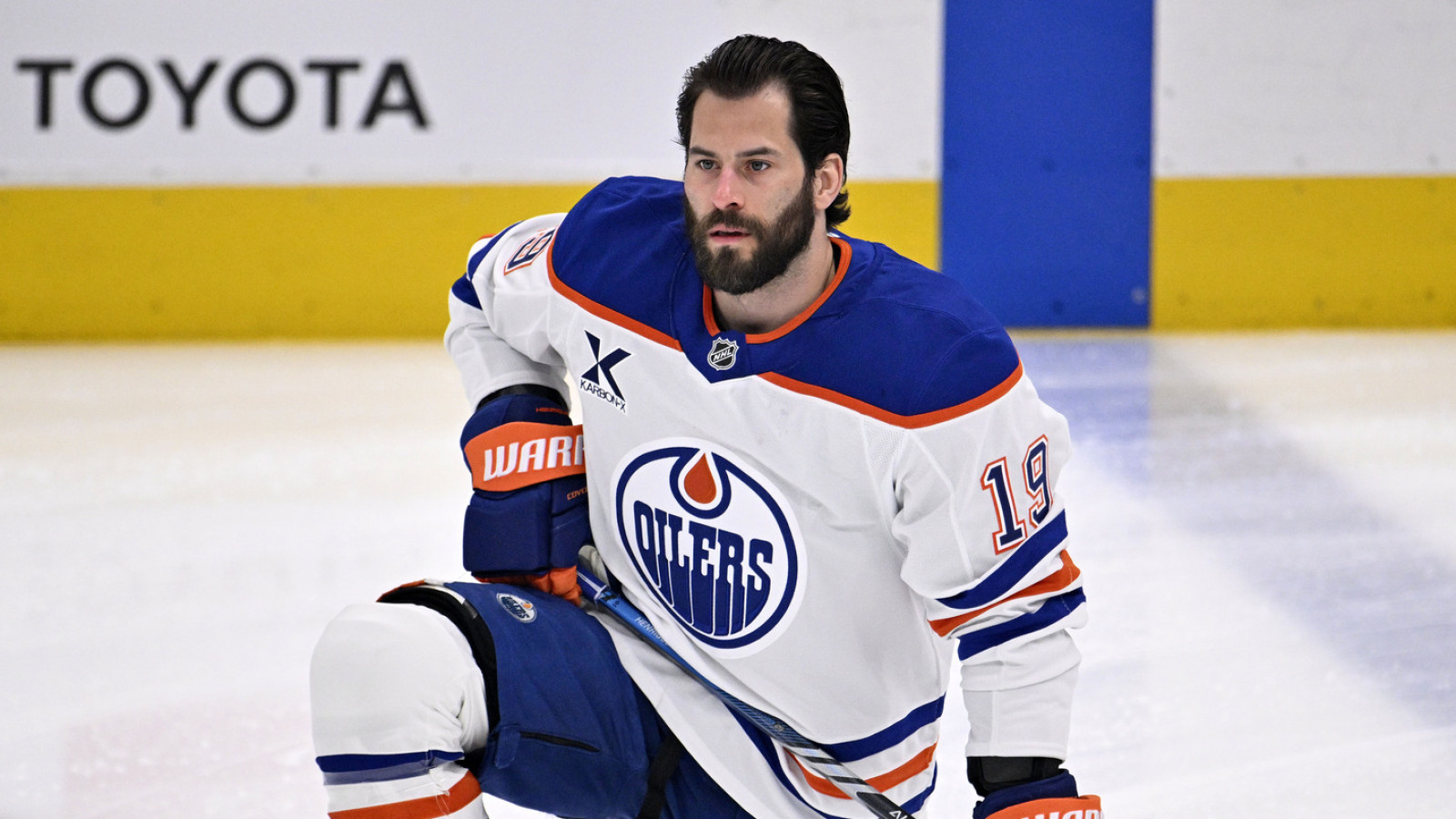 Oilers Could Offer a Veteran Forward a Better Shot… Somewhere Else ...