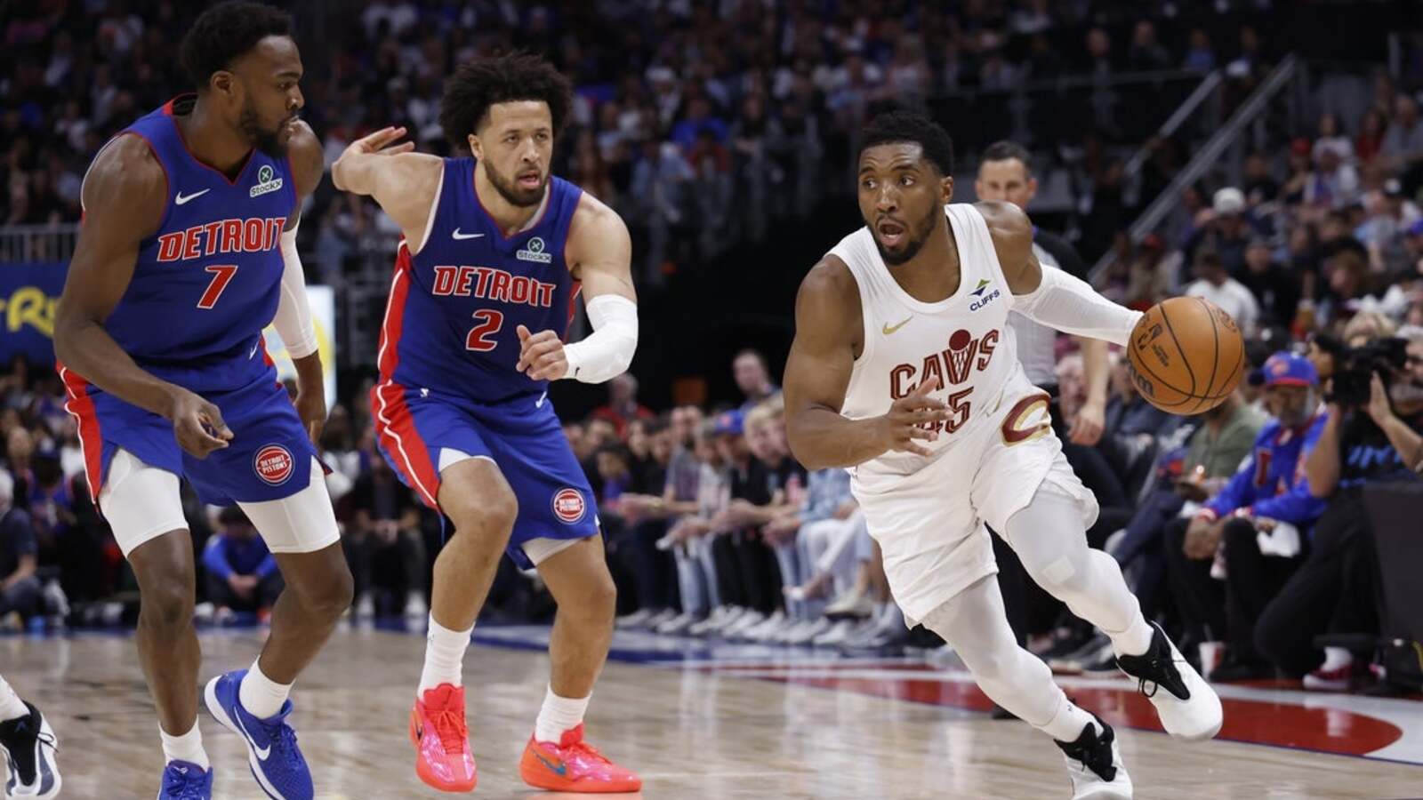 Cavaliers crush Pistons, advance to Eastern finals vs. Knicks | Yardbarker