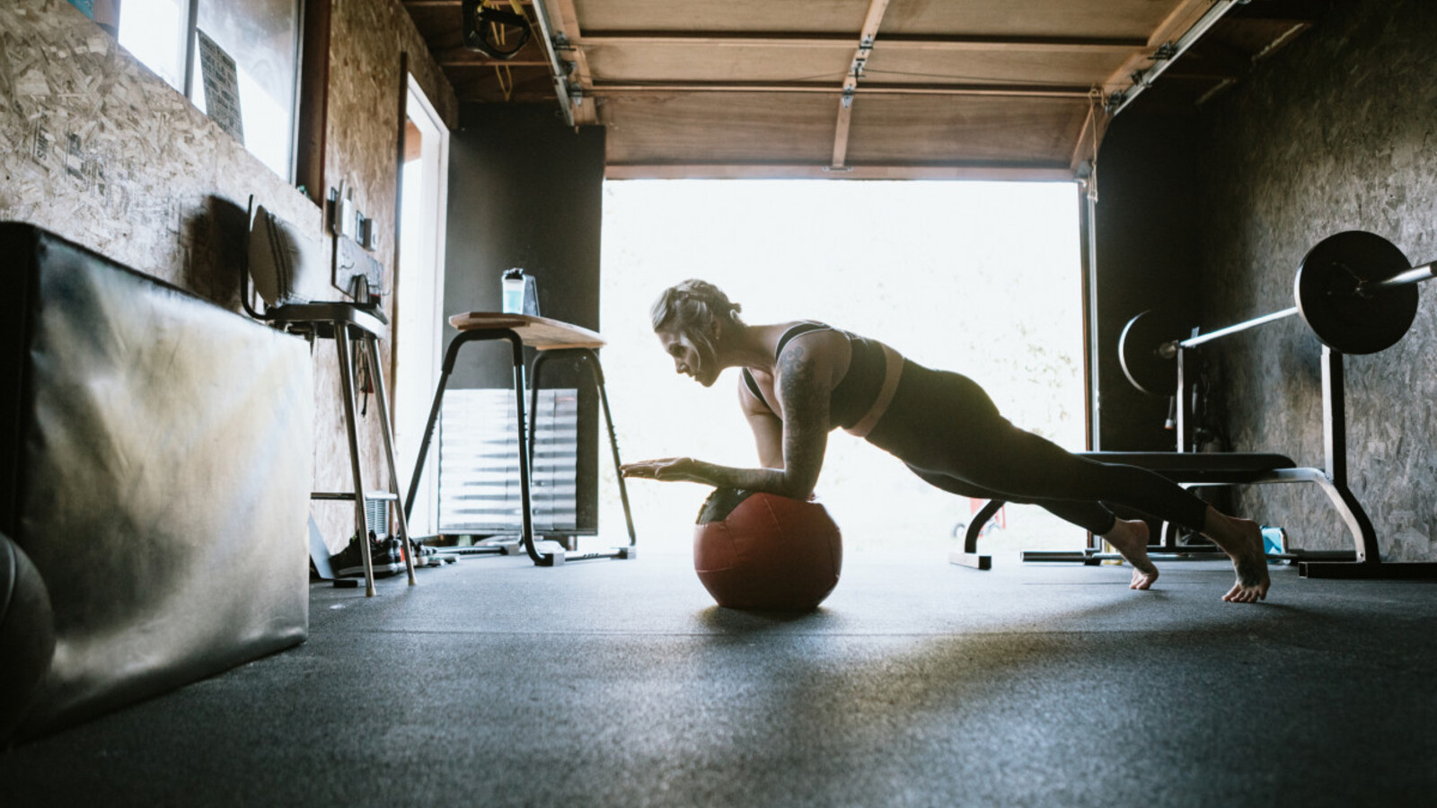 Best Types of Flooring for a Home Gym | Yardbarker