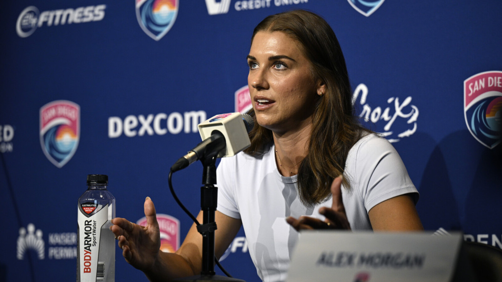 Alex Morgan Blasts Incompetent System That Left Her Lonely Post ...