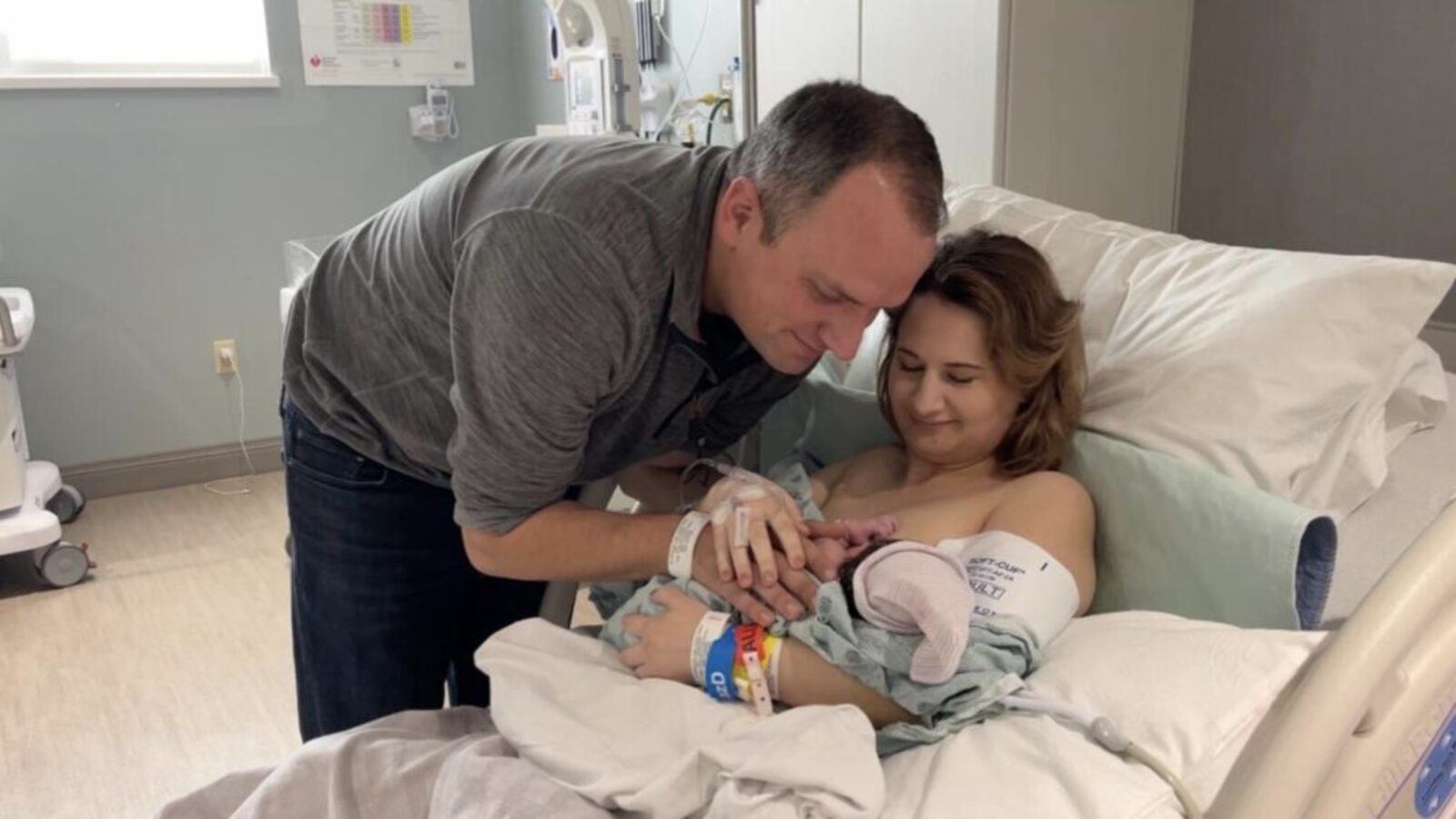 Gypsy-Rose Blanchard Gives Birth to Baby Girl Aurora — See First Family ...