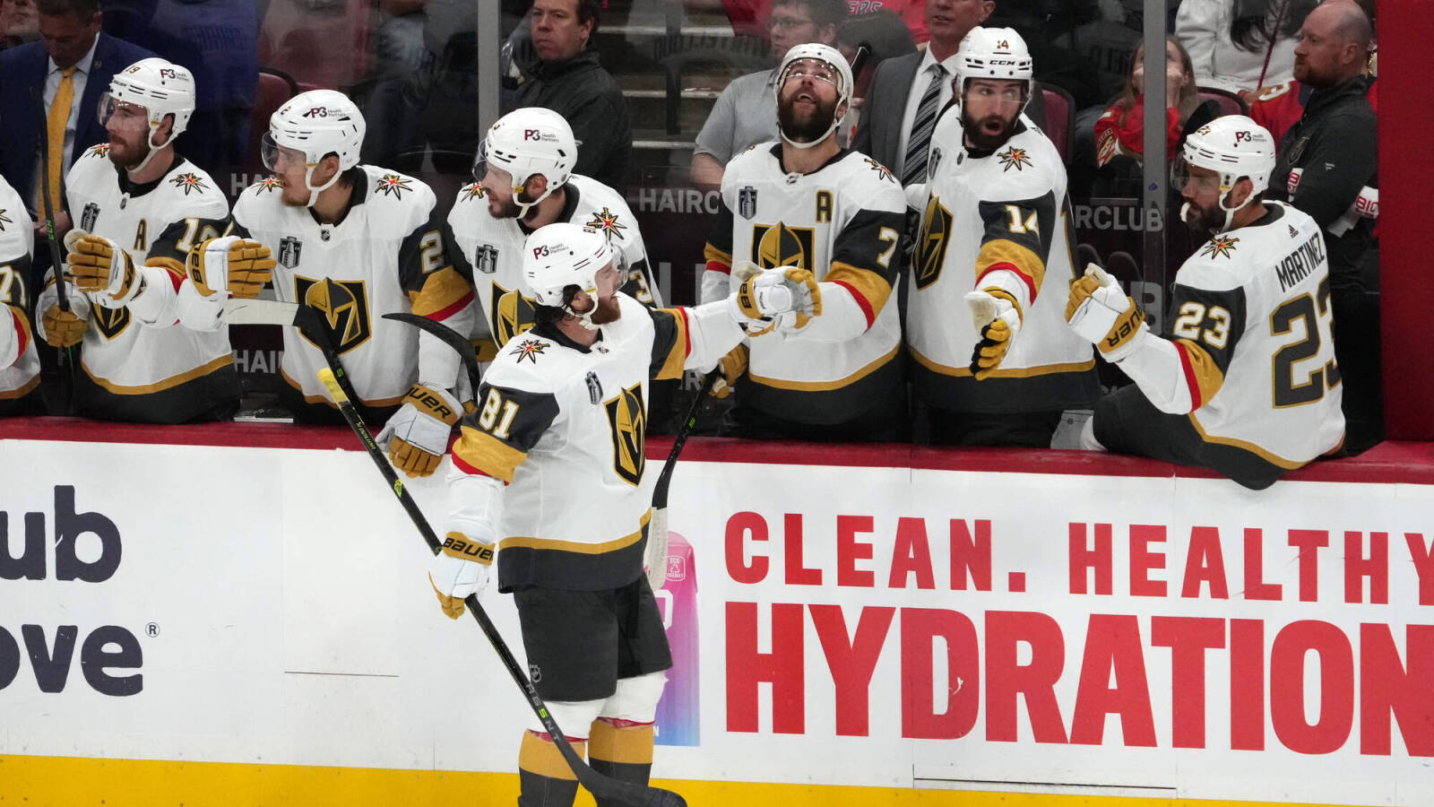 Former Panthers center extends Golden Knights mark | Yardbarker