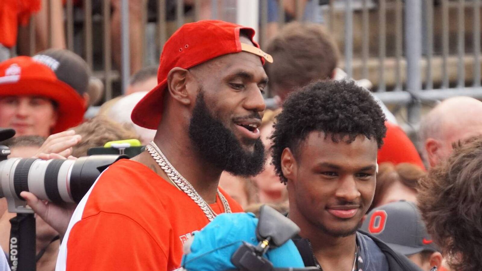 Watch: LeBron and Bronny James excite Ohio State student section ahead ...