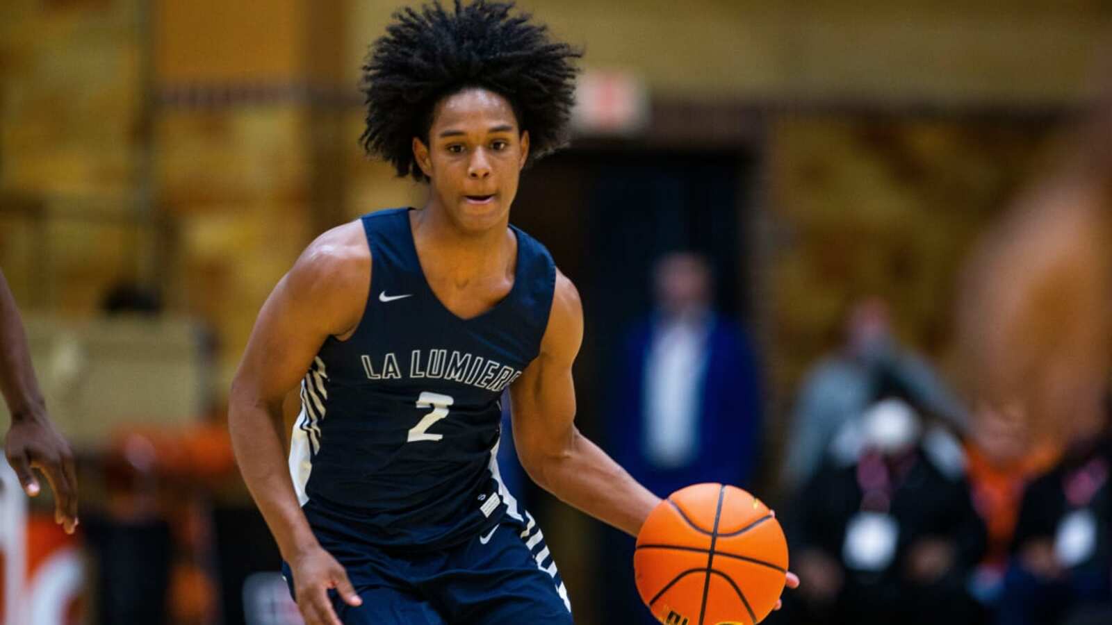 Watch: Aden Holloway drains some deep threes warming up at the McDonald ...