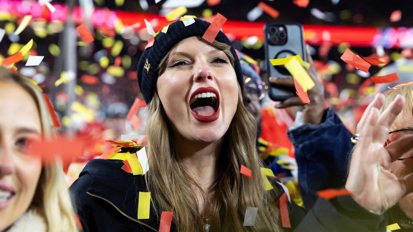 Report reveals Taylor Swift's friends Swiftie Super Bowl plan | Yardbarker