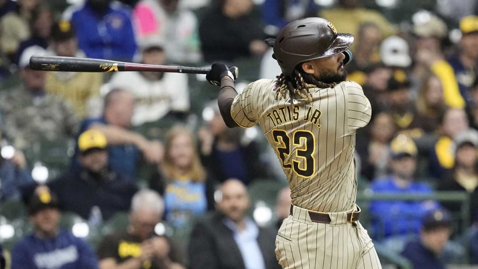 Padres hammer Wade Miley, cruise past Brewers | Yardbarker