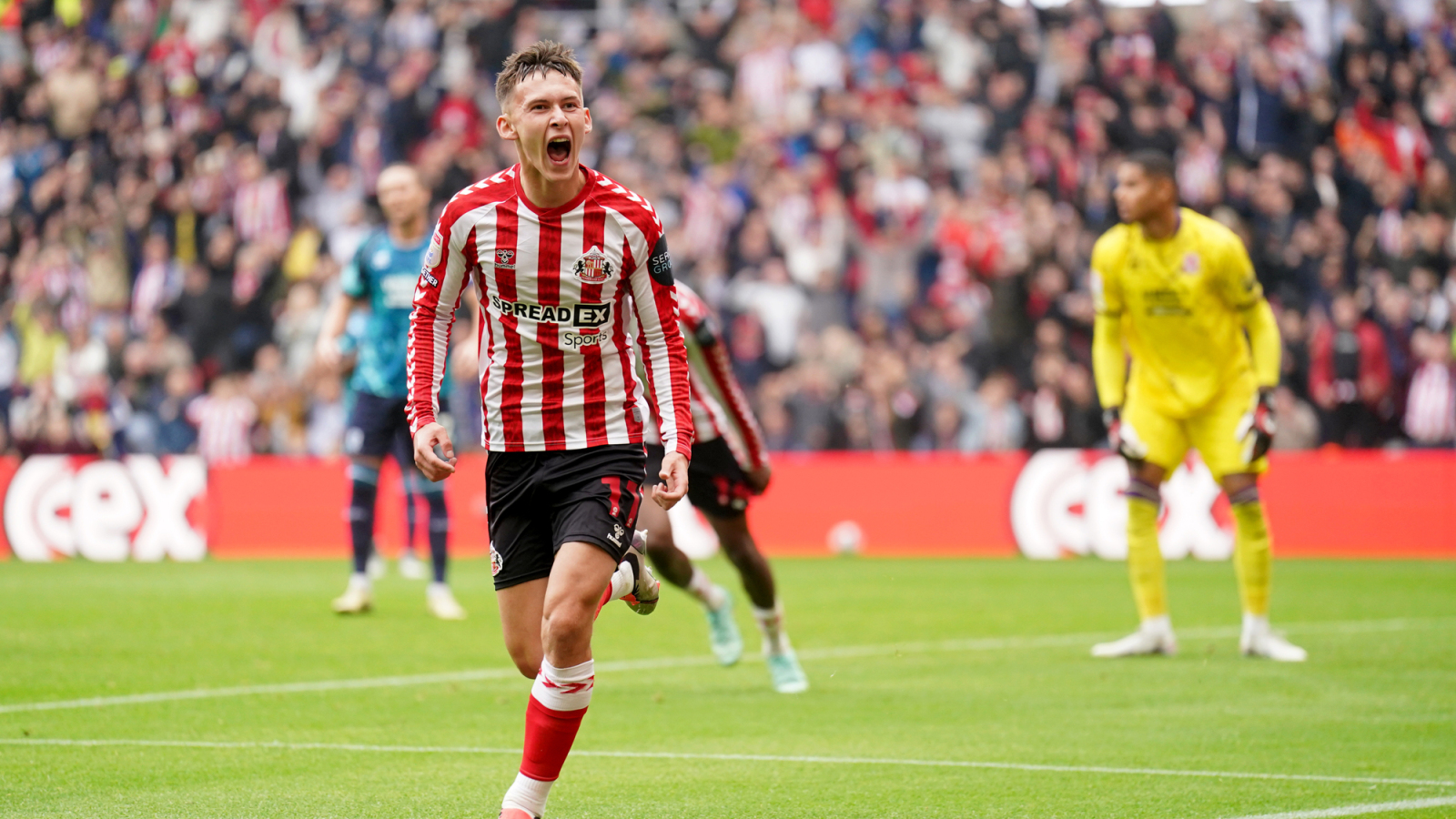 Man United keeping close tabs on midfield prodigy, Arsenal and ...