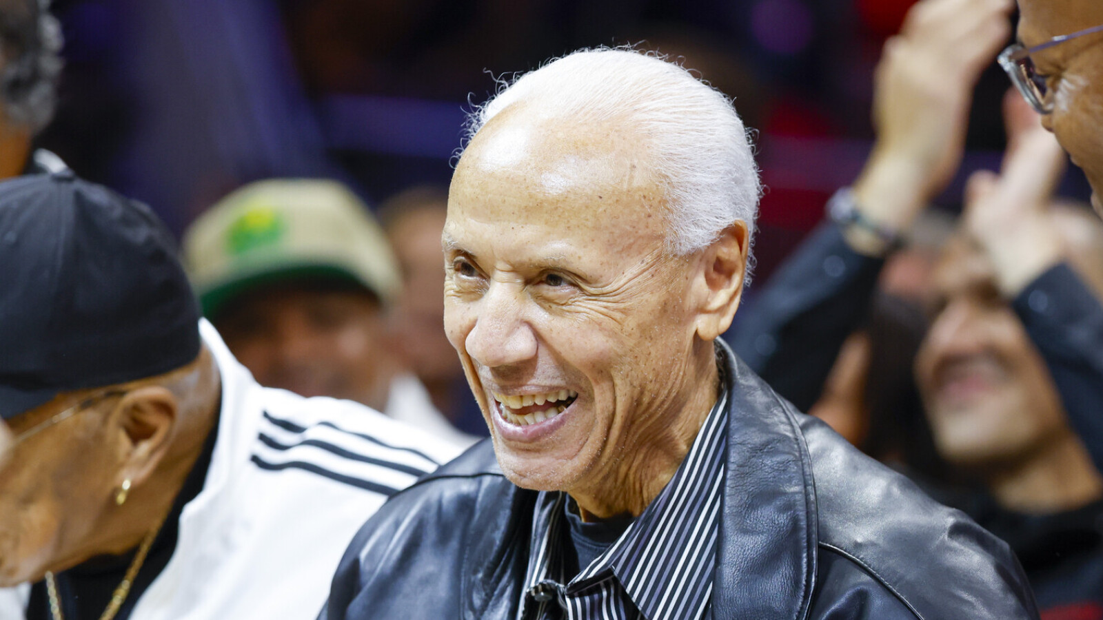 Basketball Hall of Famer Lenny Wilkens dies at 88 | Yardbarker