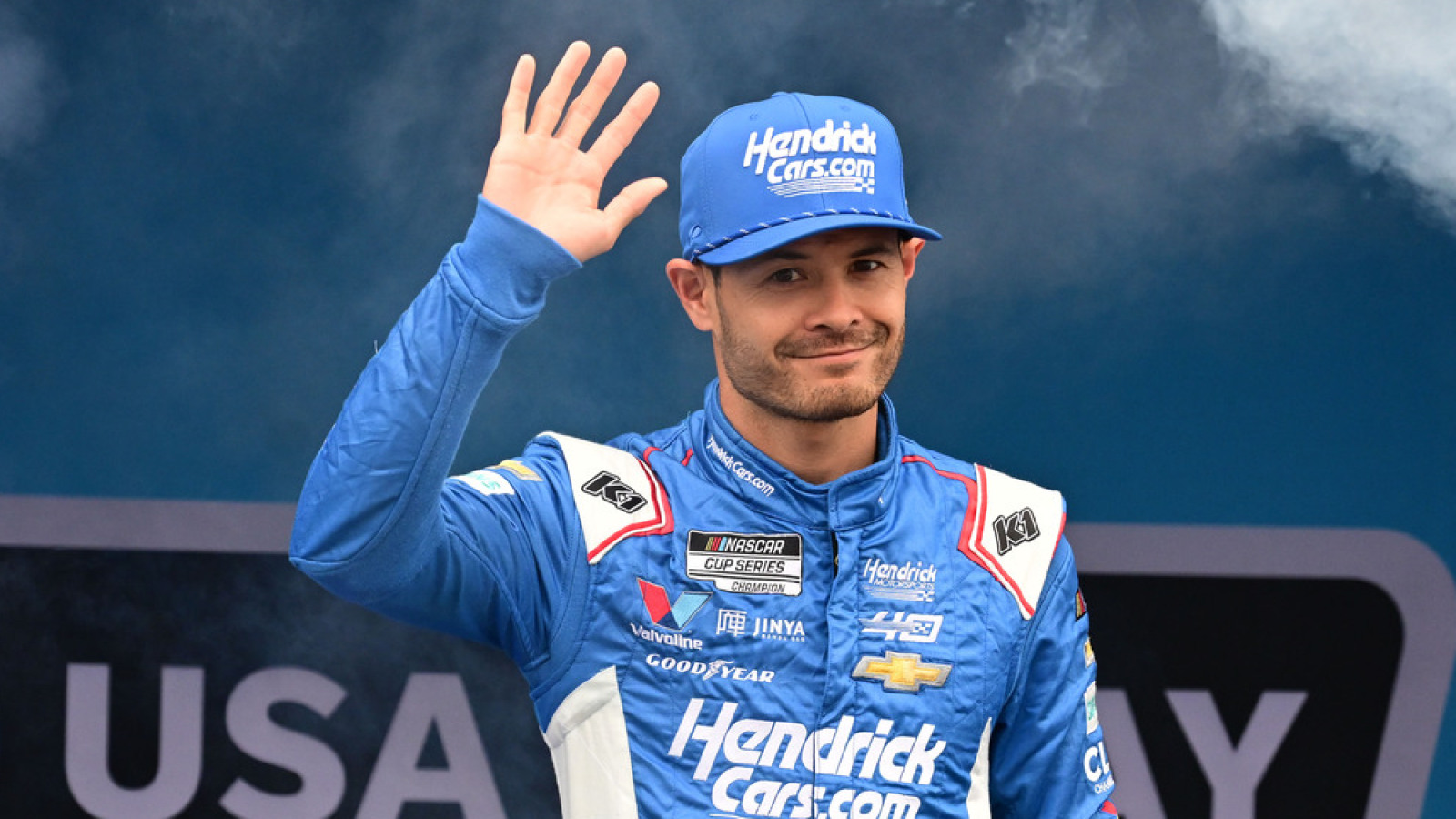 Kyle Larson edges out Shane van Gisbergen for top spot in Cup Series ...