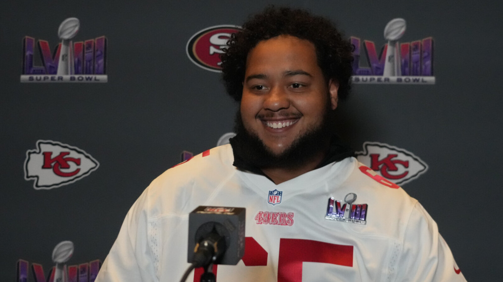 How 49ers' Aaron Banks Flipped the Script After Rough Rookie Season ...