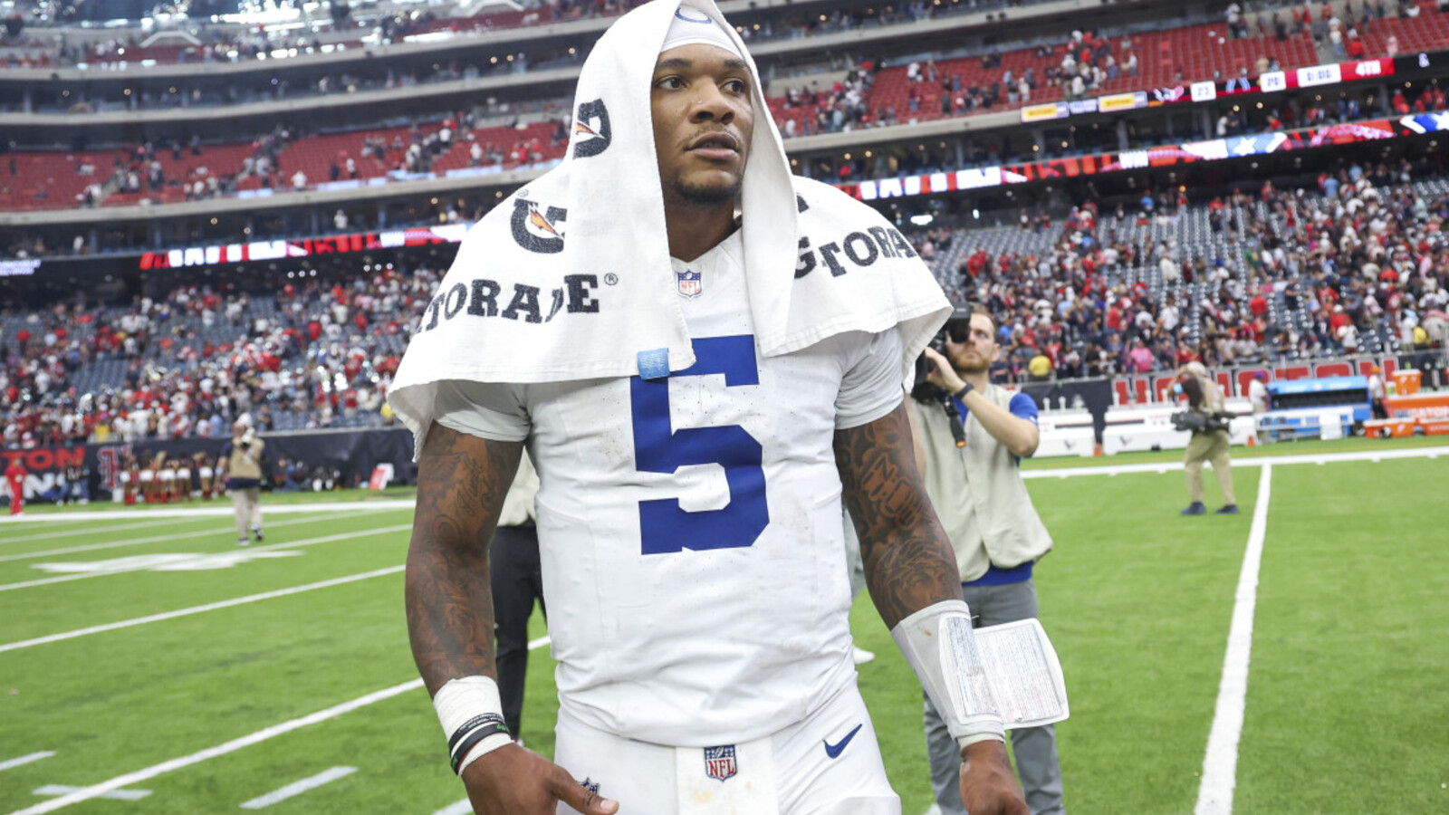 Colts Reportedly Eyeing Polarizing Free Agent QB to Compete with ... Colts Reportedly Eyeing Polarizing Free Agent QB to Compete with ...