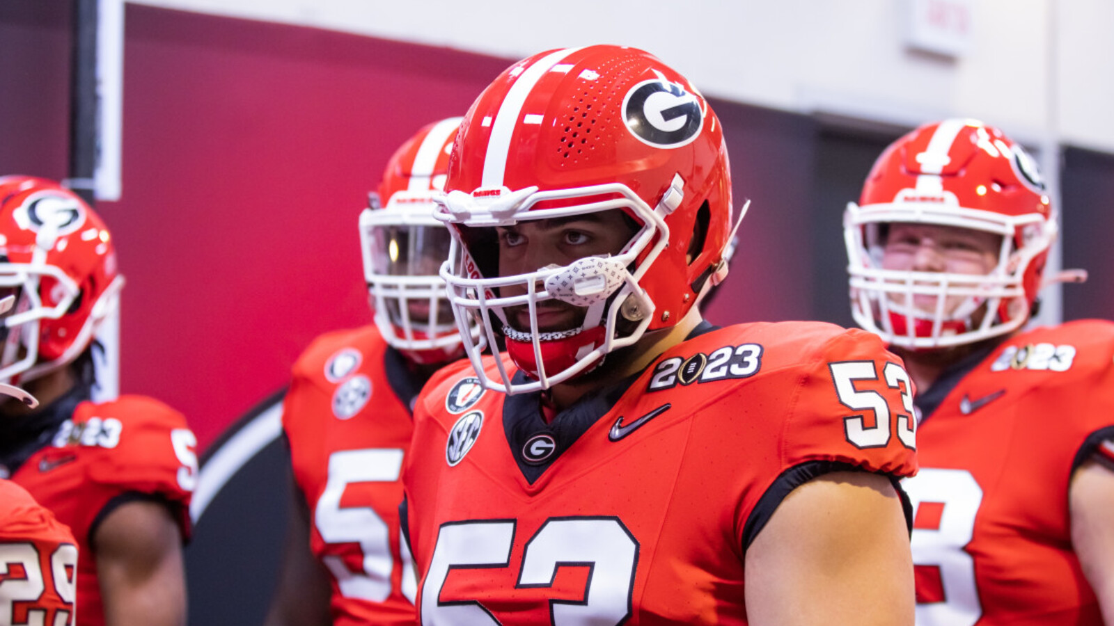 Georgia Bulldogs' Dylan Fairchild reacts to blocking for Joe Burrow at ...