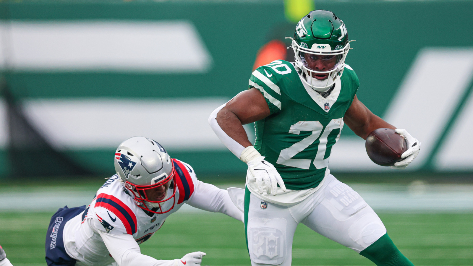 Jets Backfield Full of Question Marks With FA Approaching | Yardbarker
