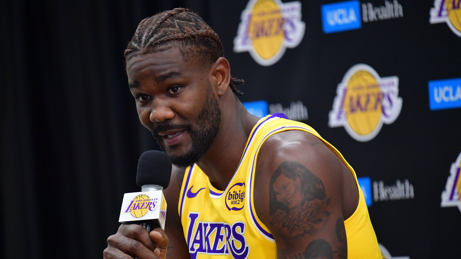 NBA Notes: Lakers, Deandre Ayton, Suns, Mark Williams, Heat | Yardbarker
