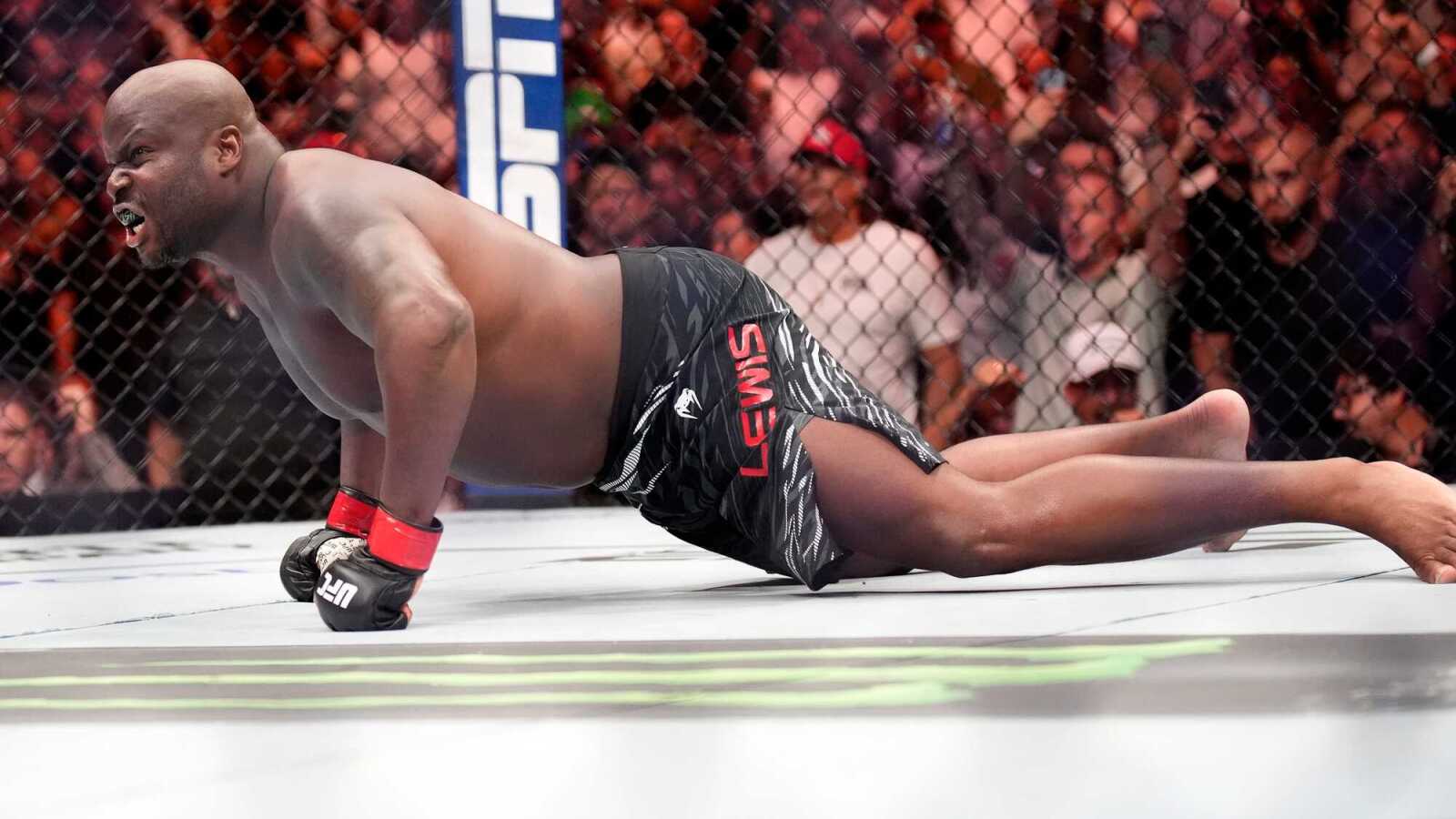 Derrick Lewis’ 'Best Shape of My Life' Claim Raises Eyebrows Ahead of ...