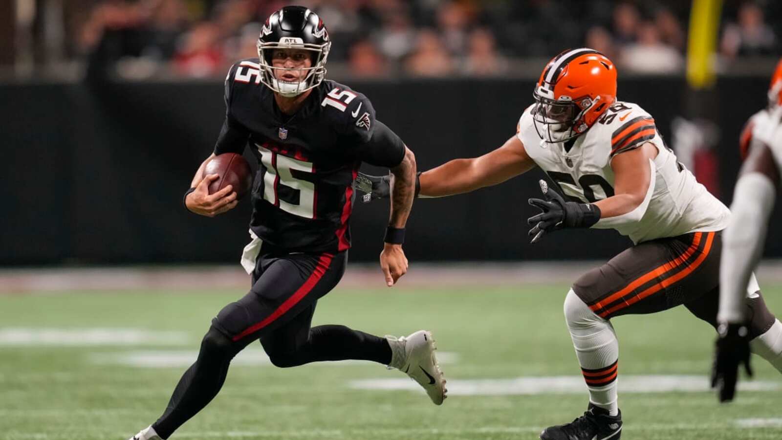 Vikings Sign Curtis Weaver to Futures Contract, Lose Kyle Hinton and ...