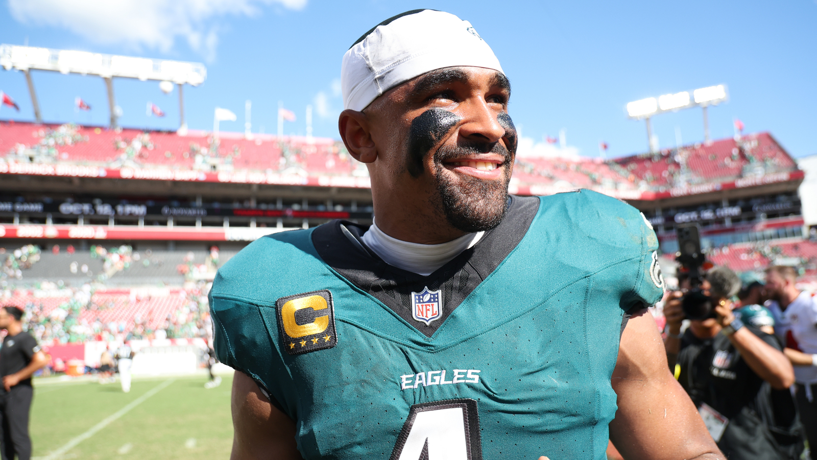 Jalen Hurts Addresses A.J. Brown Relationship as Eagles WR Clears Air ...