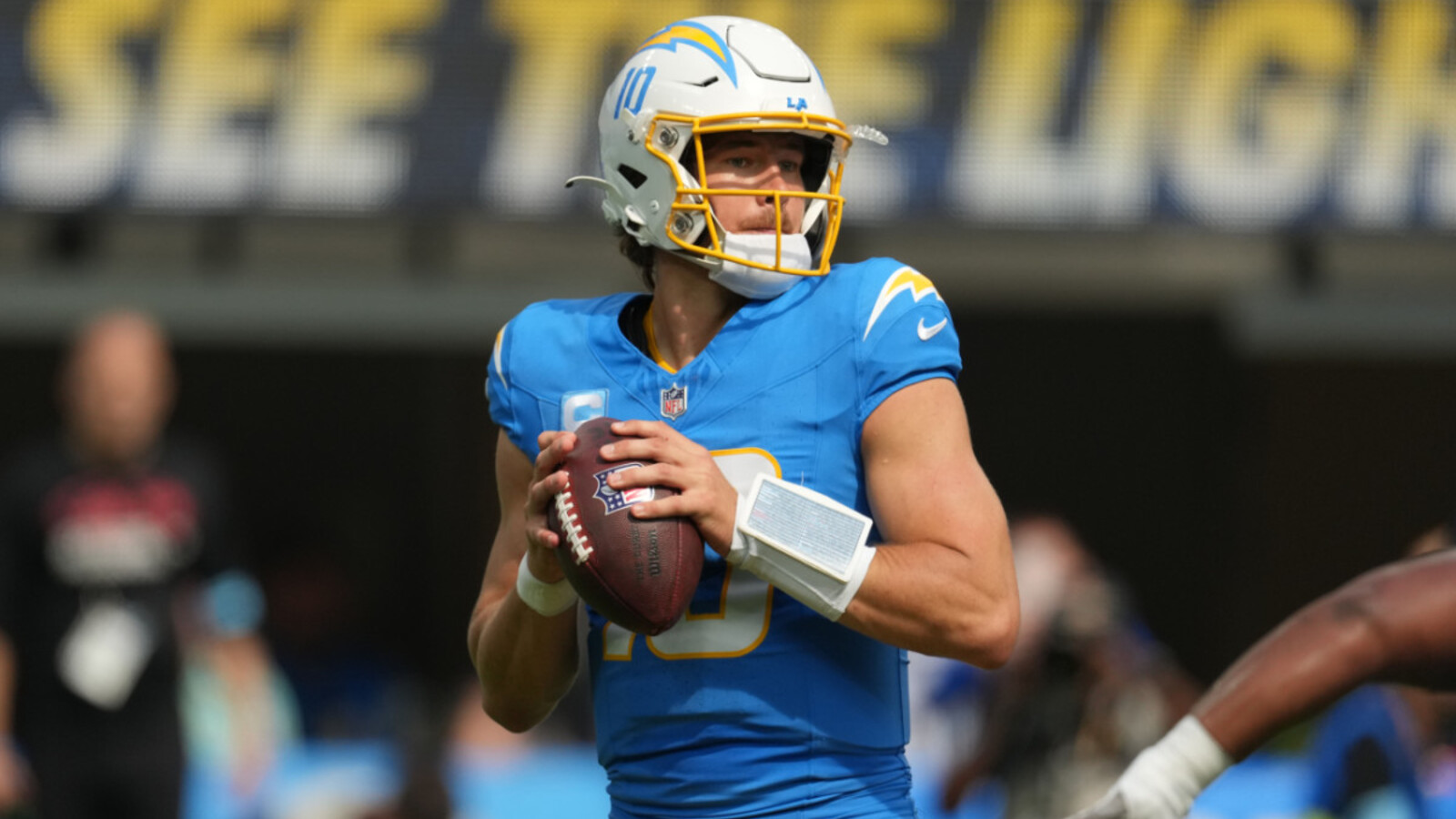 Chargers Trade Idea Lands $90 Million Star for Justin Herbert | Yardbarker