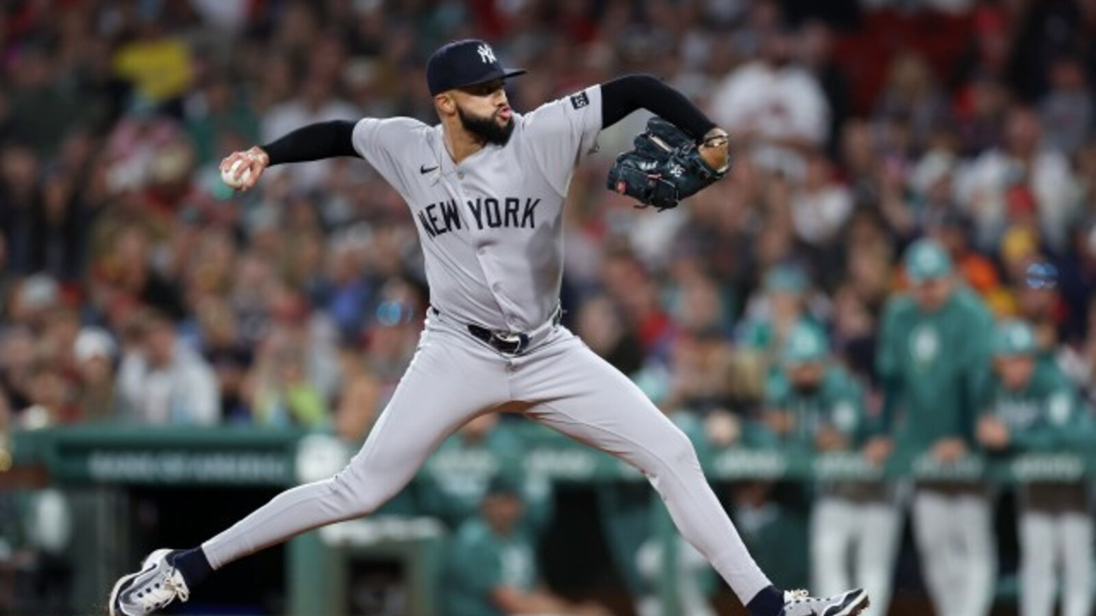 What Does The Mets Signing Devin Williams Mean For Edwin Diaz? | Yardbarker