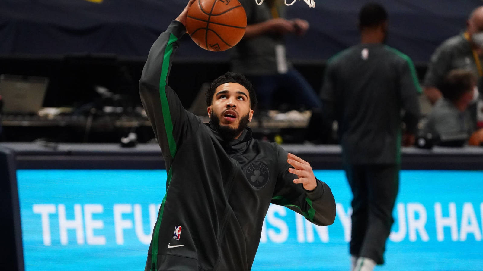 Tatum uses inhaler before games after COVID bout | Yardbarker