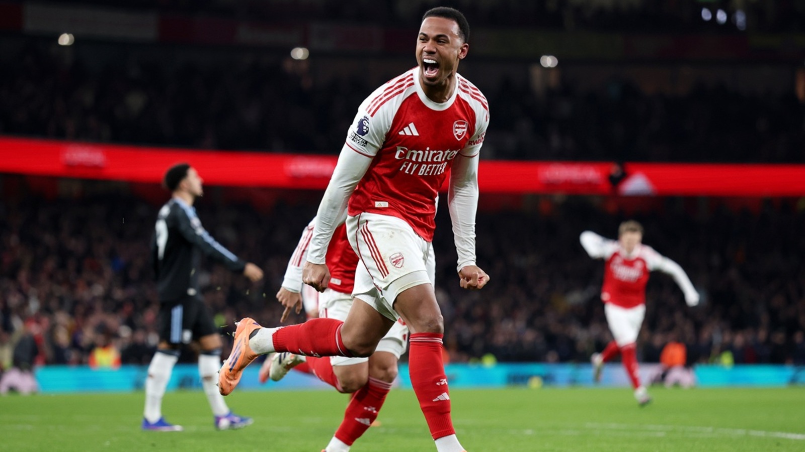 'Fantastic' Jamie Carragher reacts to Arsenal’s win against Aston Villa ...