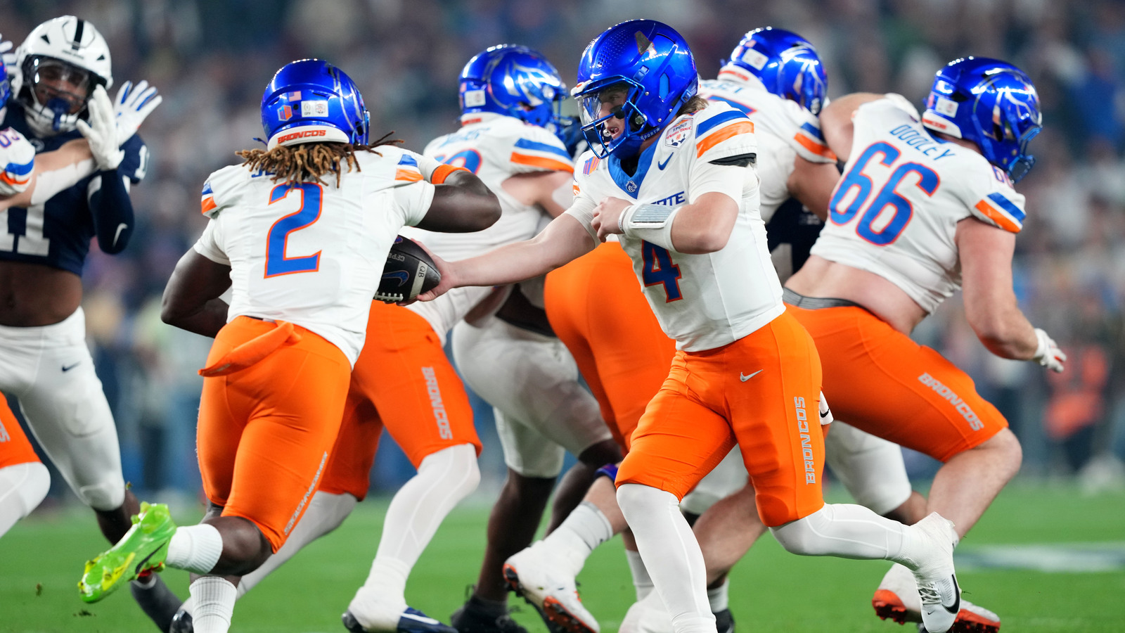 Watch: Boise State player has embarrassing mishap before game | Yardbarker