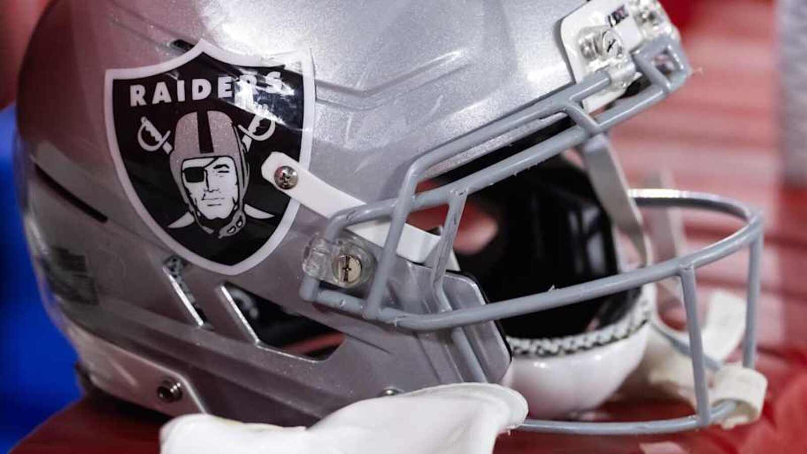 Raiders' Latest Coaching Addition Will Make Clear Impact | Yardbarker