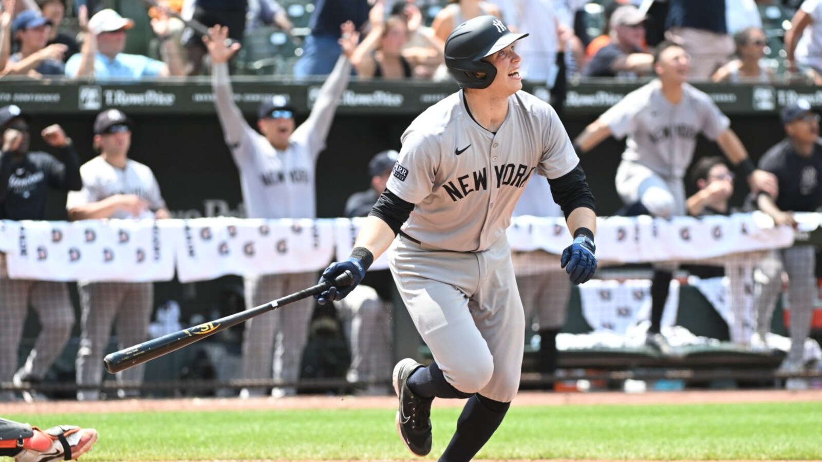 Yankees’ Aaron Boone benches rookie first baseman | Yardbarker