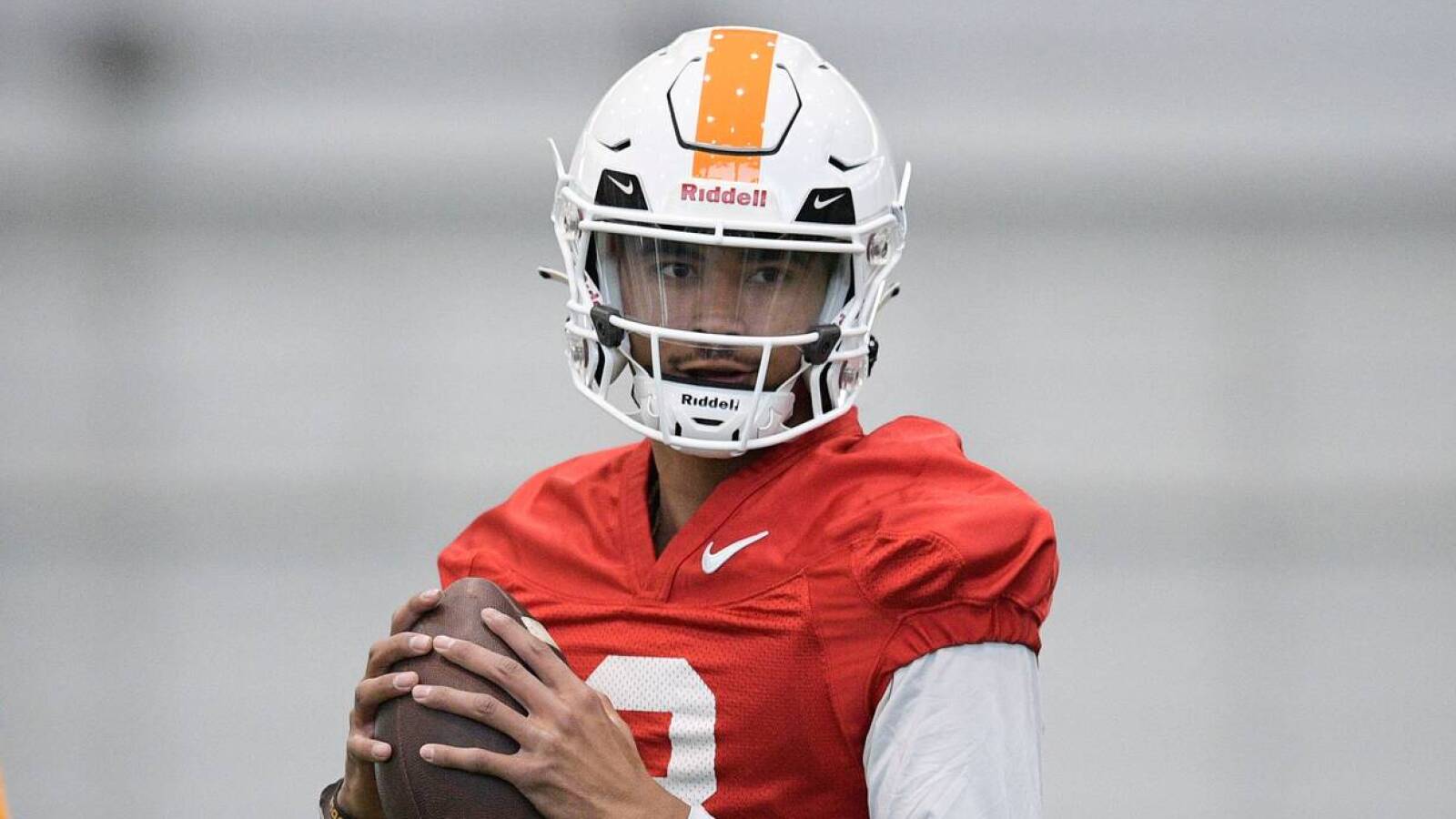 Touted Tennessee freshman QB compared to 'beautiful ribeye' | Yardbarker