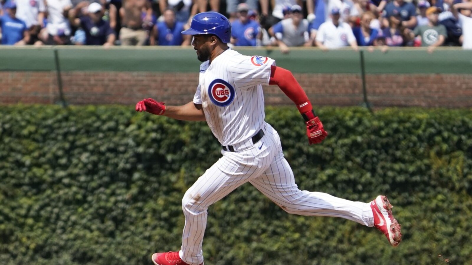 Cincinnati Reds Reveal Plan After Signing Powerful Slugger to Three ...