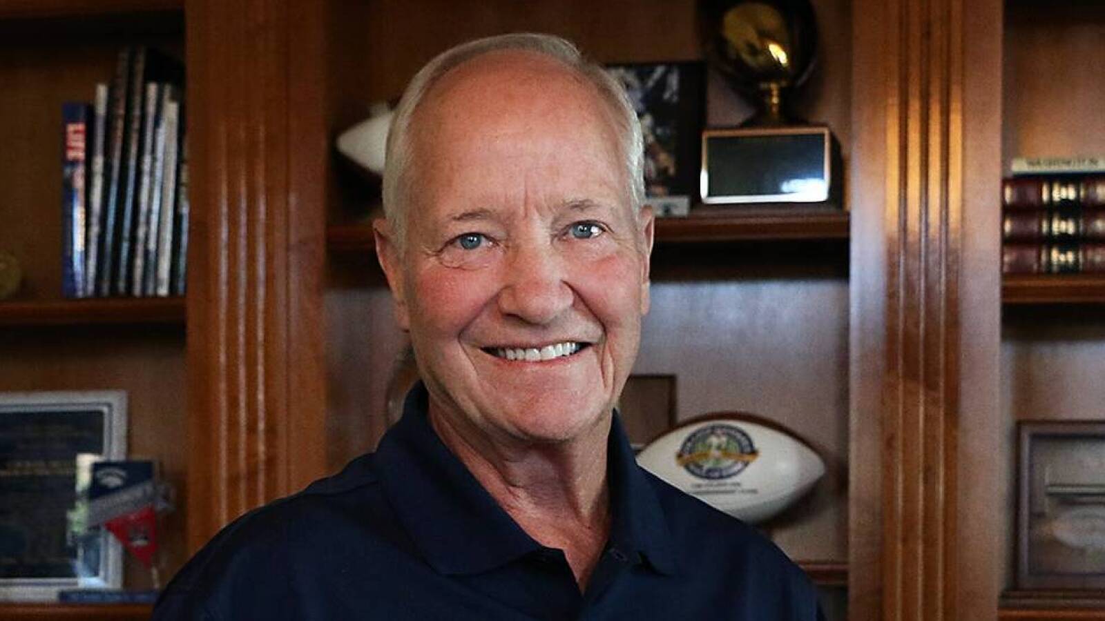 Pistol offense creator Chris Ault will join the CFP committee | Yardbarker