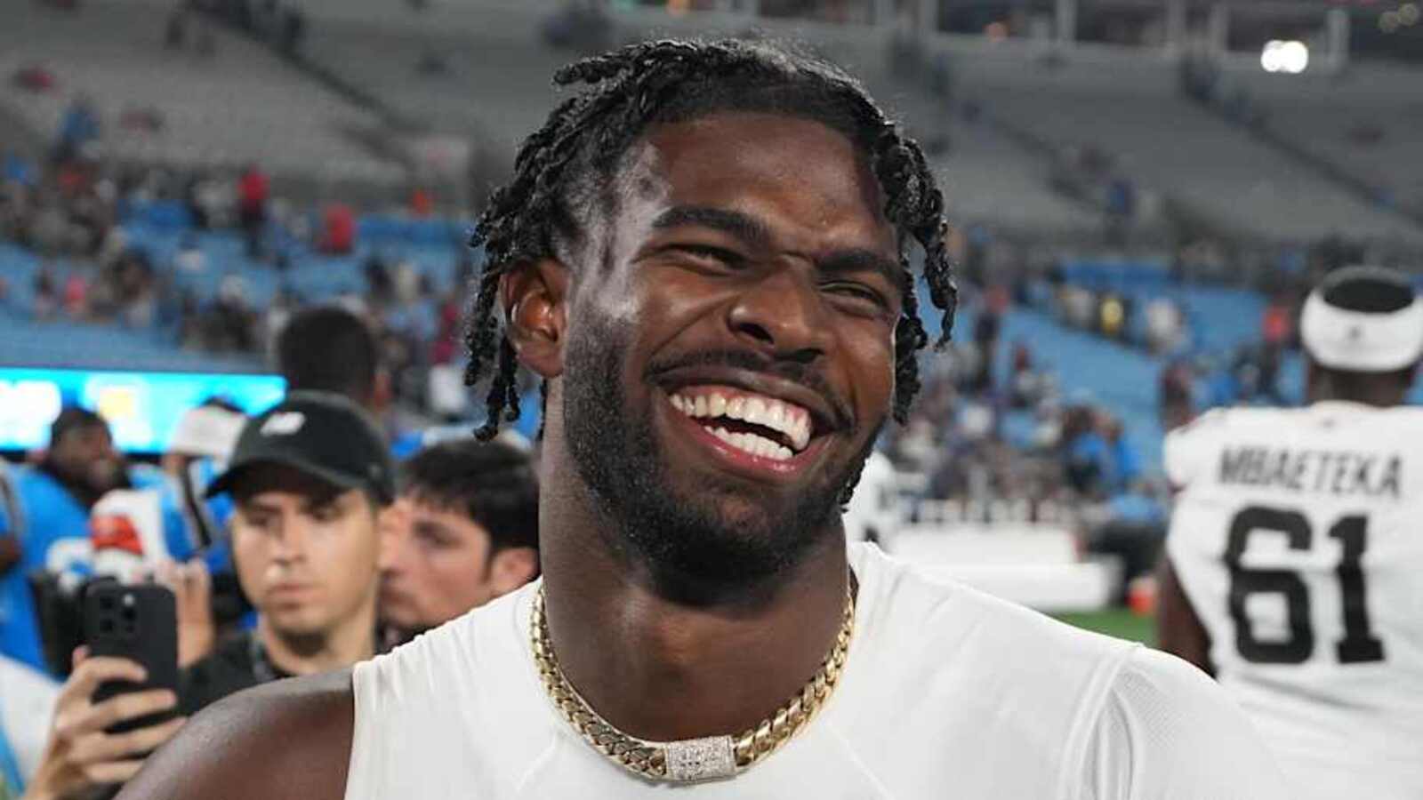Why Shedeur Sanders’ Jersey Sales Put Him in Rare NFL Company | Yardbarker