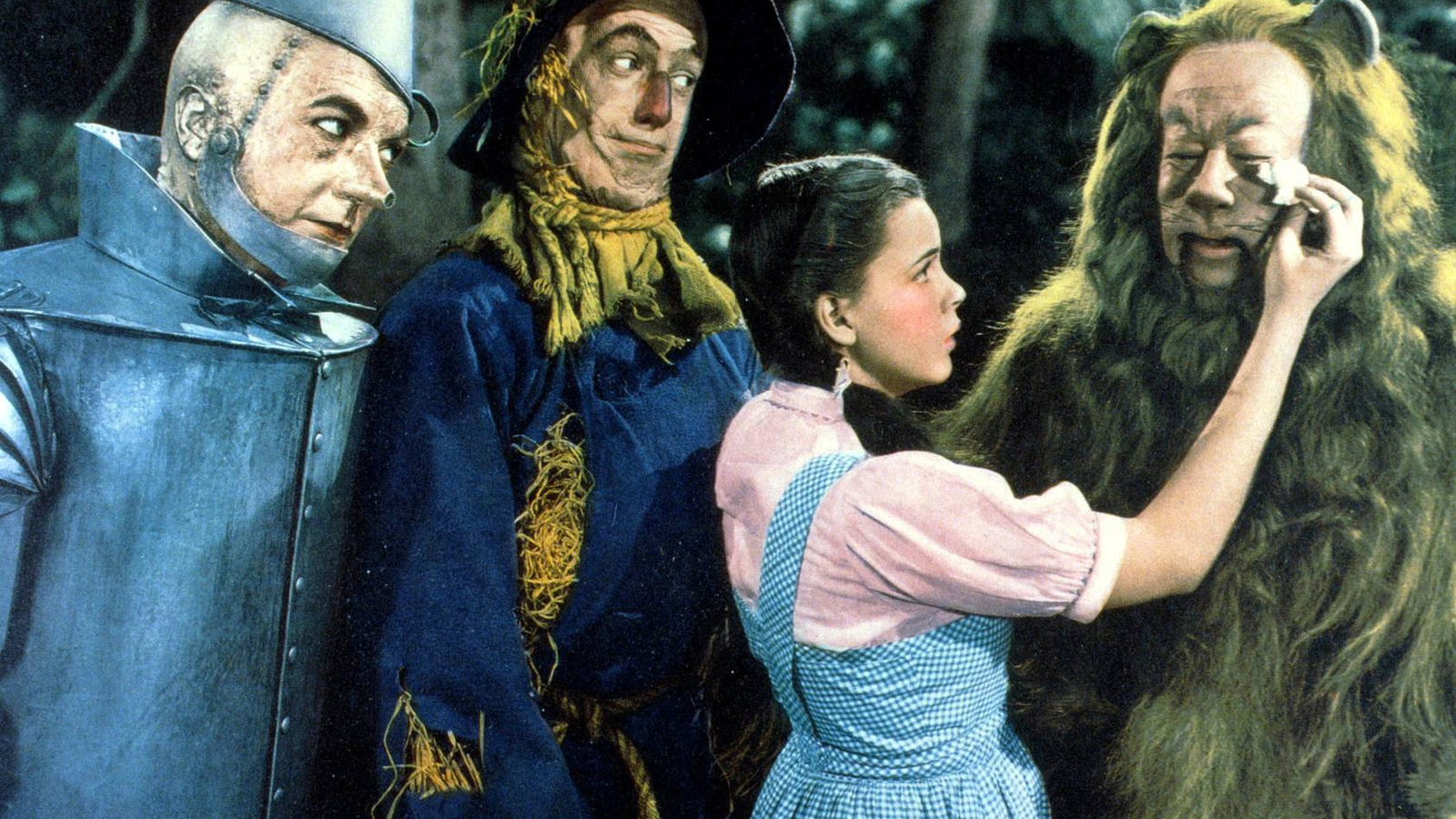 25 films that are classic family movie night fare | Yardbarker