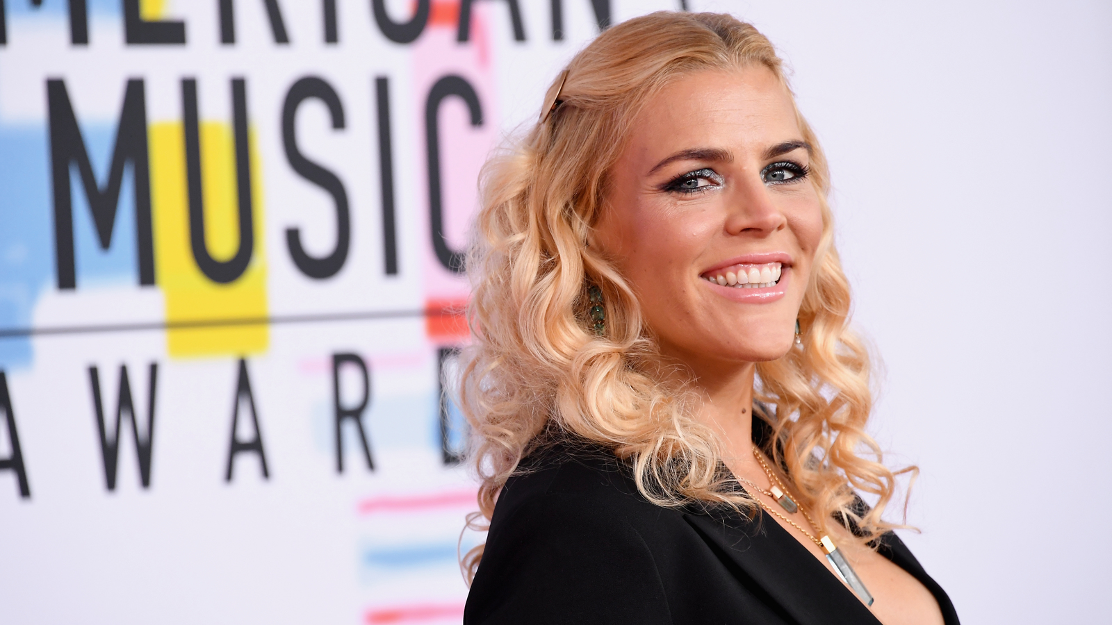 The 25 best Busy Philipps roles and episodes | Yardbarker