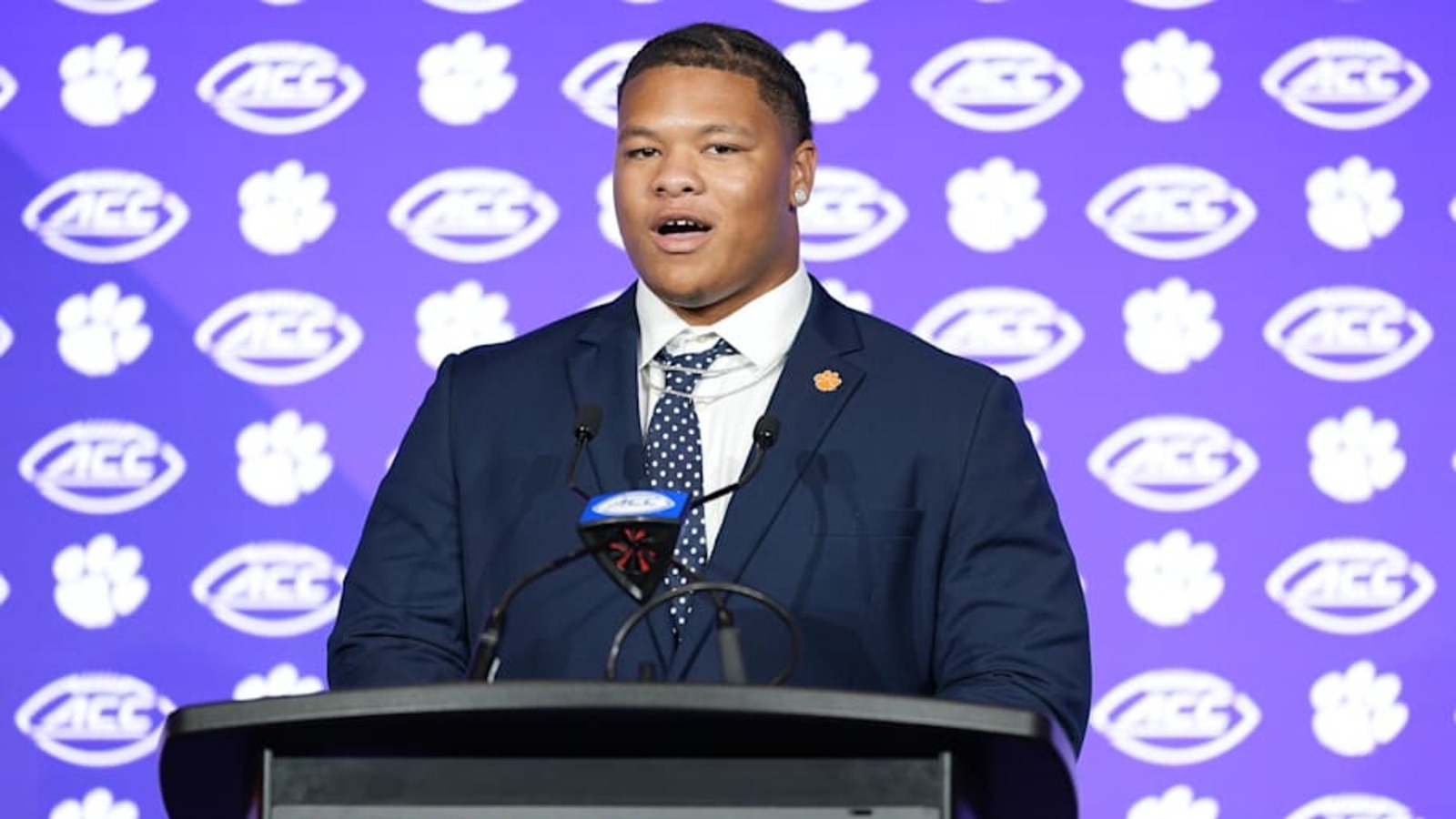 Clemson DL Peter Woods Talks Recruiting Journey, Reflects on Success | Yardbarker