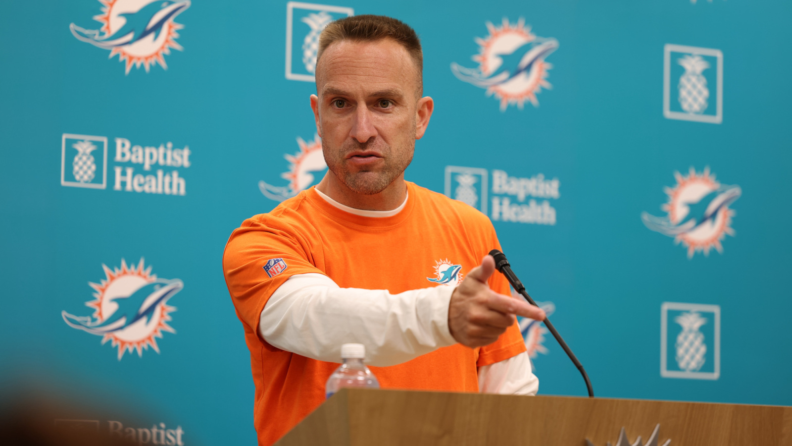 AFC Notes: De’Von Achane, Jeff Hafley, Drake Maye, Dolphins, Patriots ...