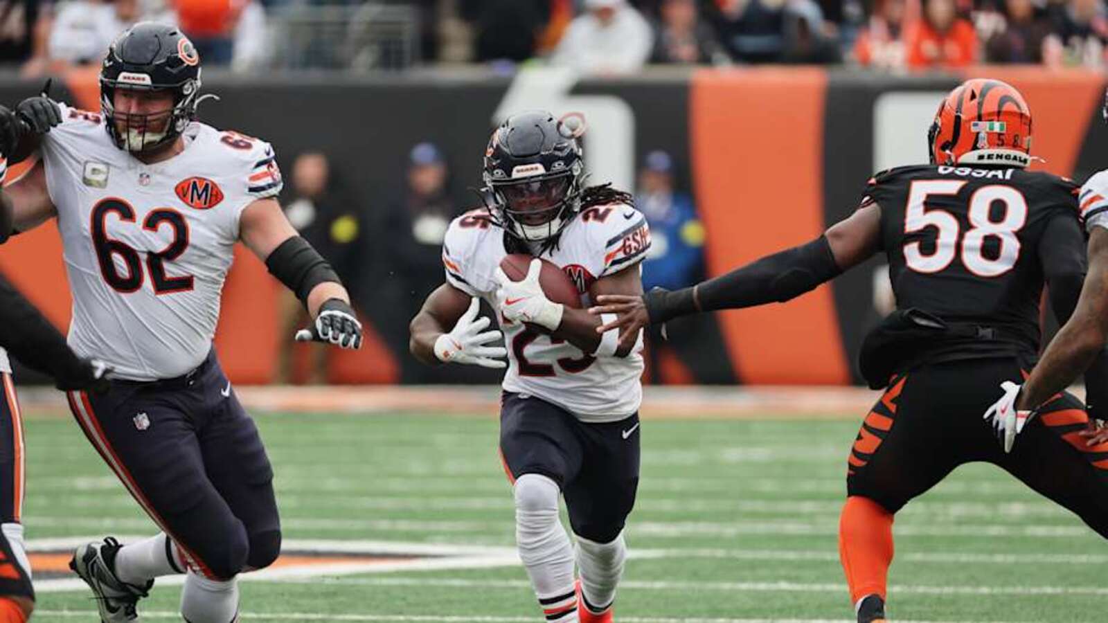 Bears rookies hoard game balls in Bears' Week 9 win over Bengals ...