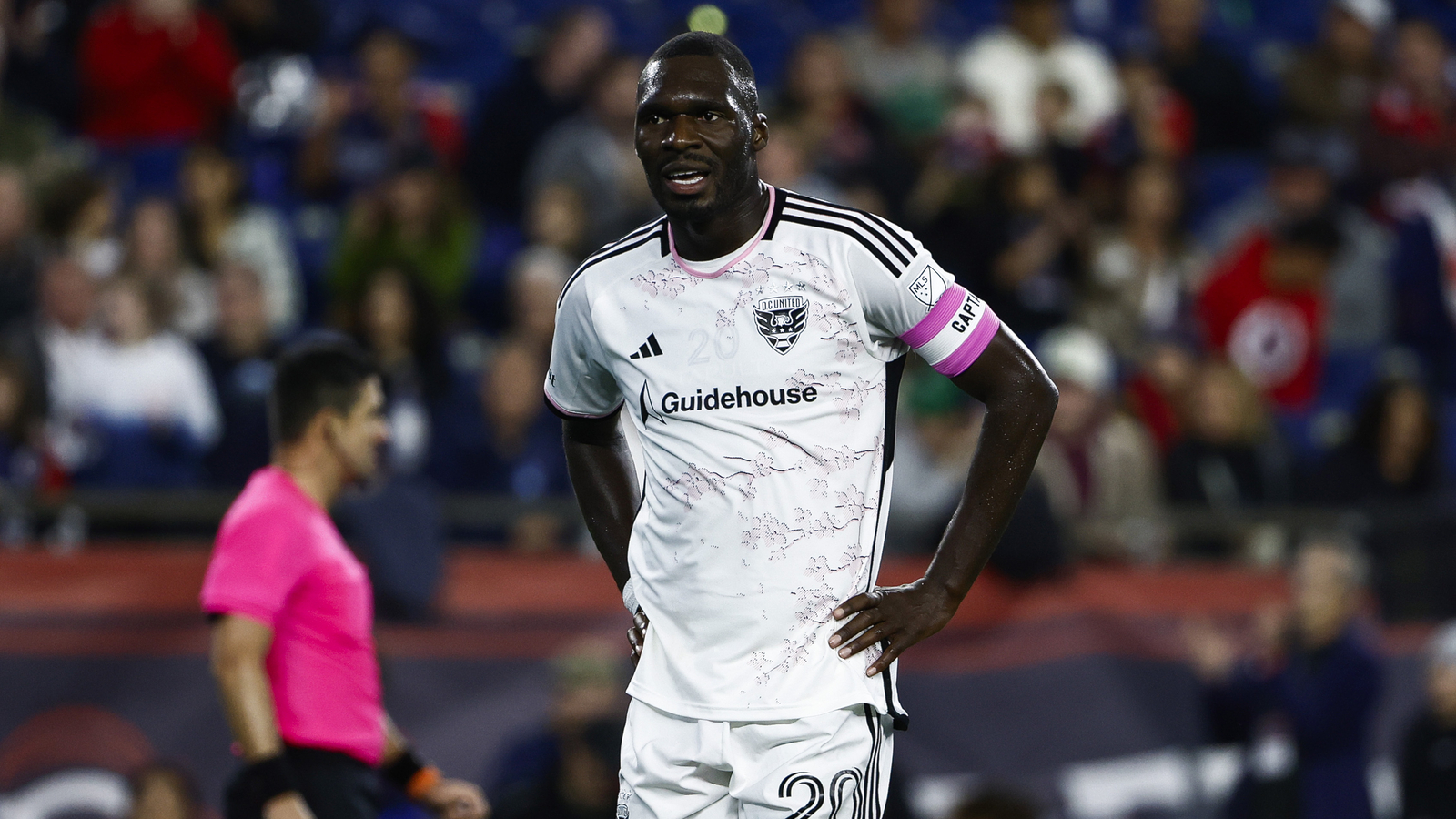 Flop Palace sold for cheap has just won Golden Boot award | Yardbarker