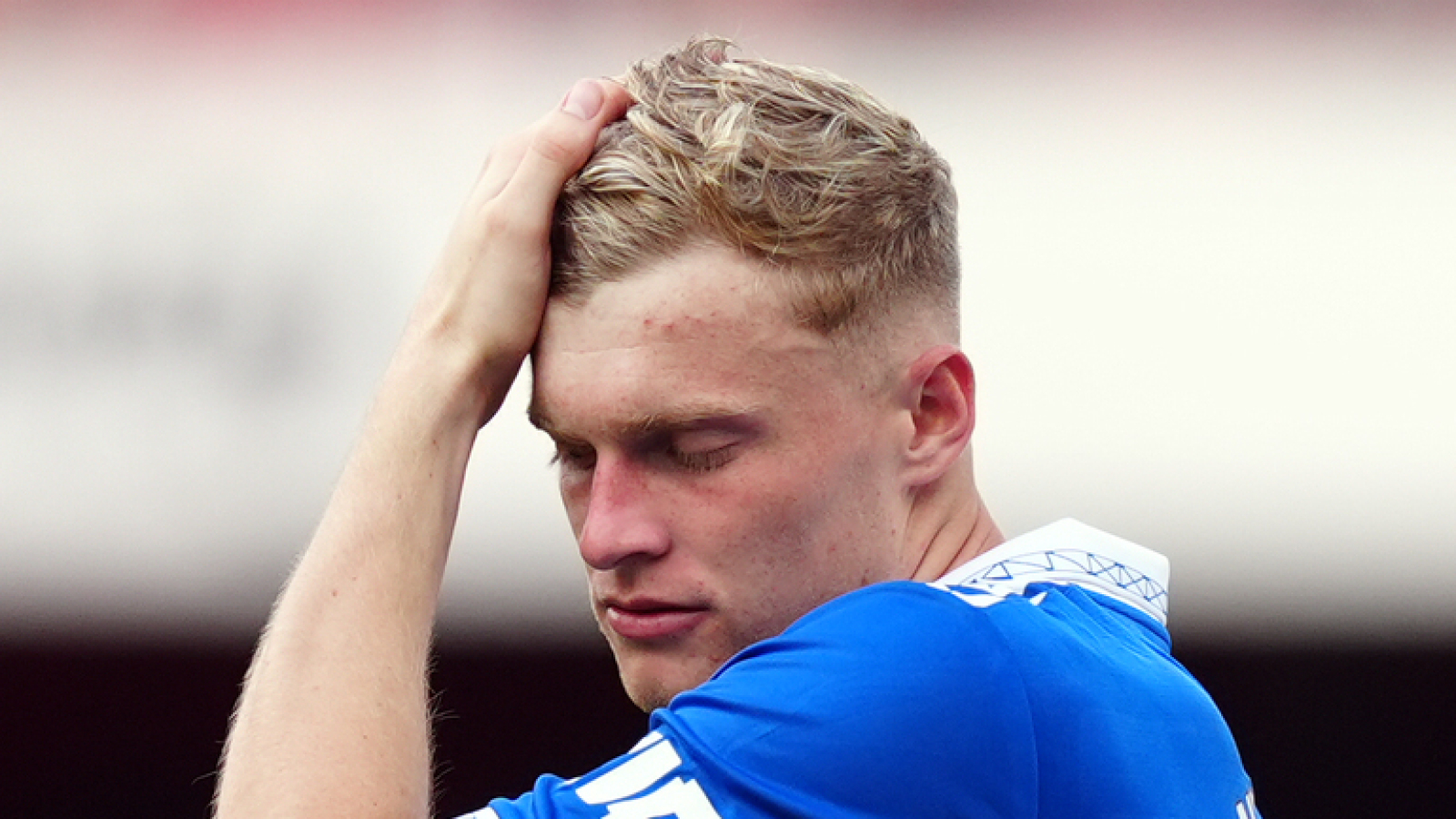 Alan Hutton claims former club could ‘hijack’ Manchester United’s ...