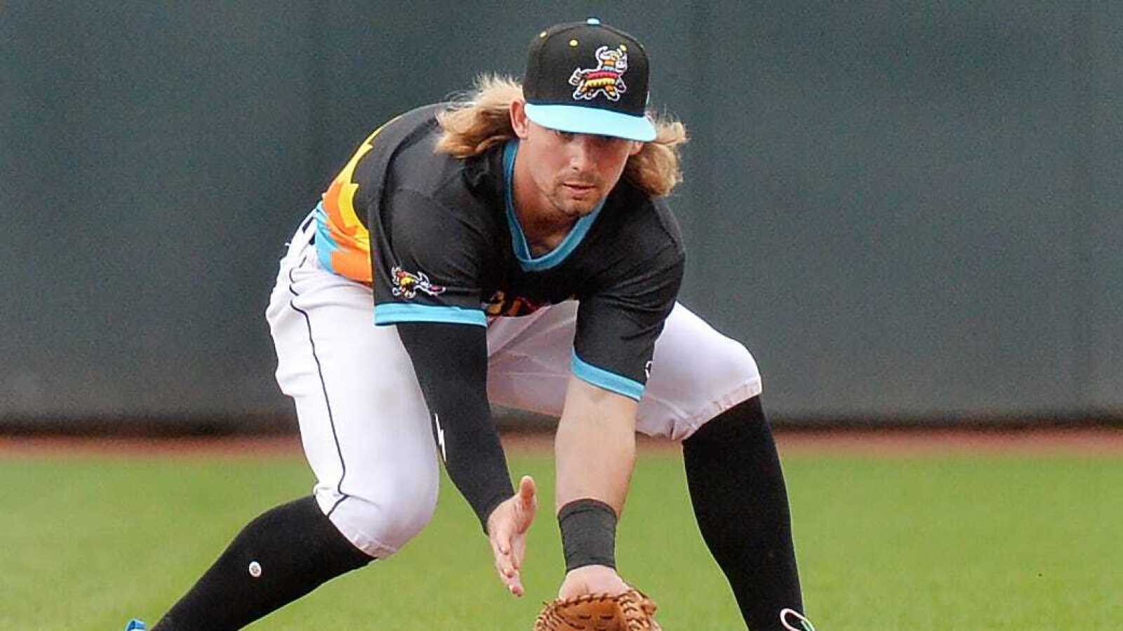 Braves Select Jim Jarvis, Designate Jose Azocar | Yardbarker