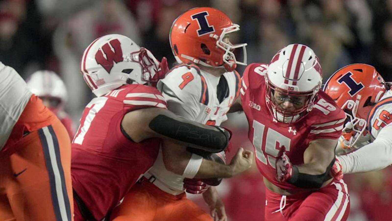 How Wisconsin Badgers unlocked dominant late-season pass rushing from ...