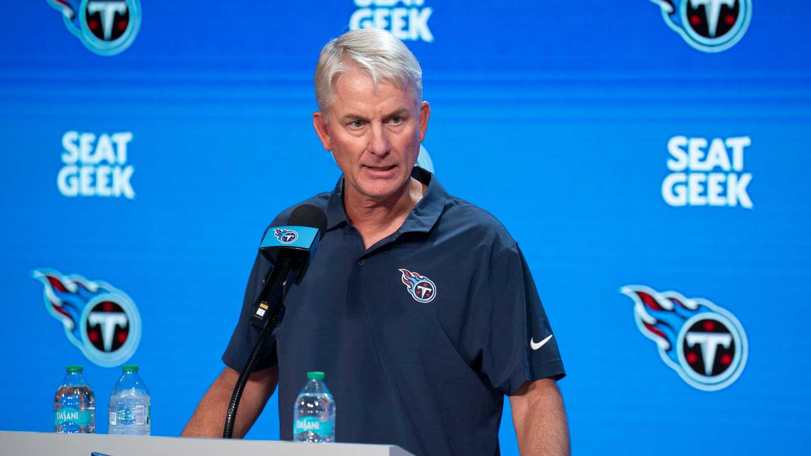 Tennessee Titans Interim Head Coach Mike McCoy Looks To Get Team On ...